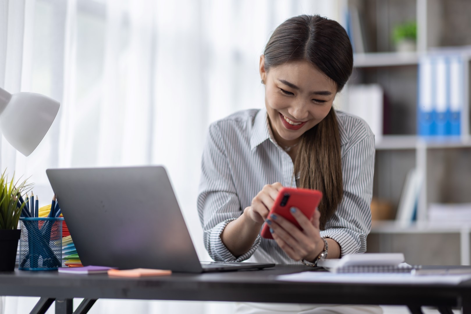 5G devices surpass smartphones in order to support the IoT.